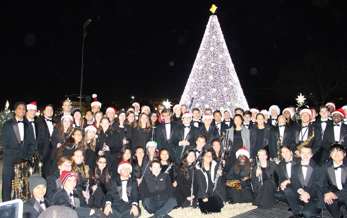 Group-Photo-LB-Band-at-National-Treesm – Lake Braddock Band